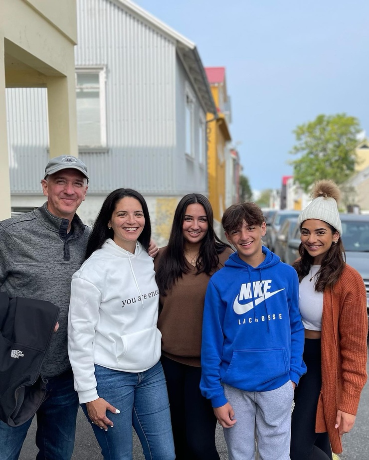 Sami Brielle picture