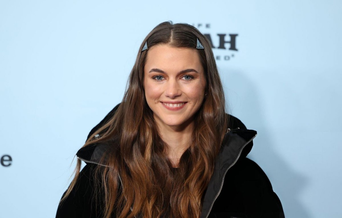 Picture of Chloe East