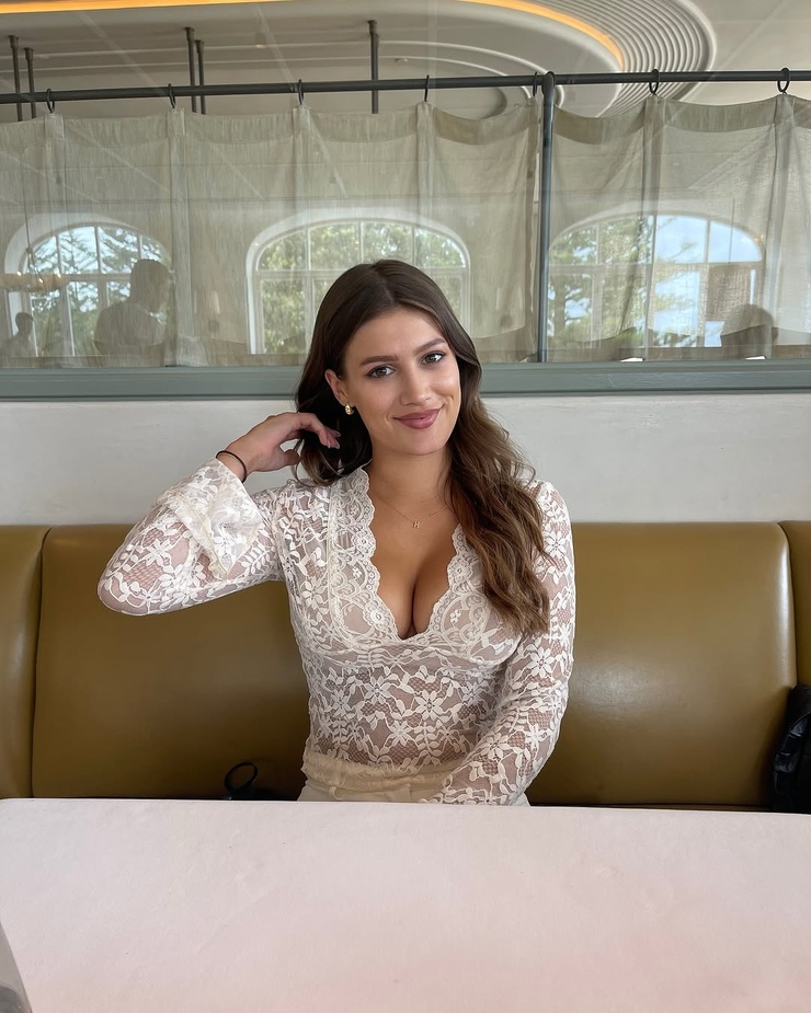 Hayley Jackson picture