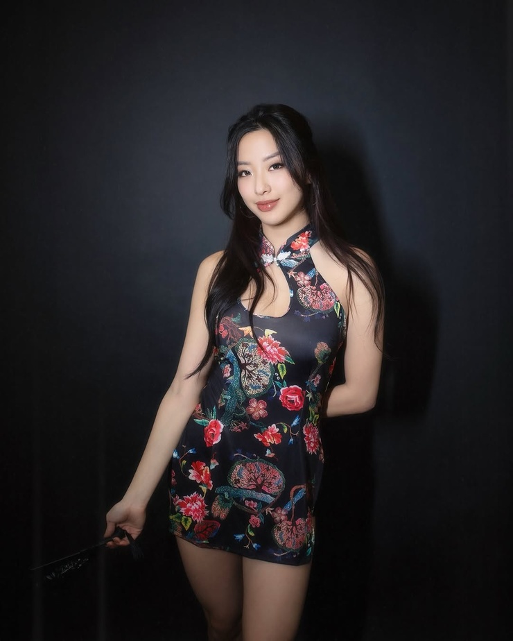 Picture of Winnie Chang (model)
