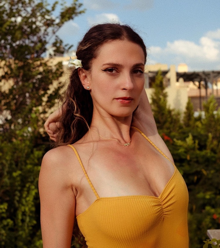 Picture of Amina Taha