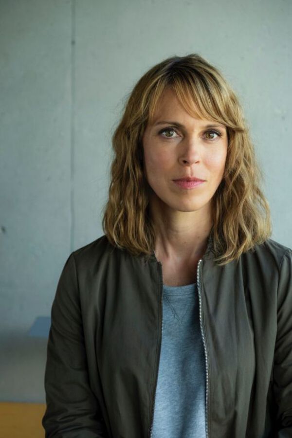 Picture of Anneke Kim Sarnau