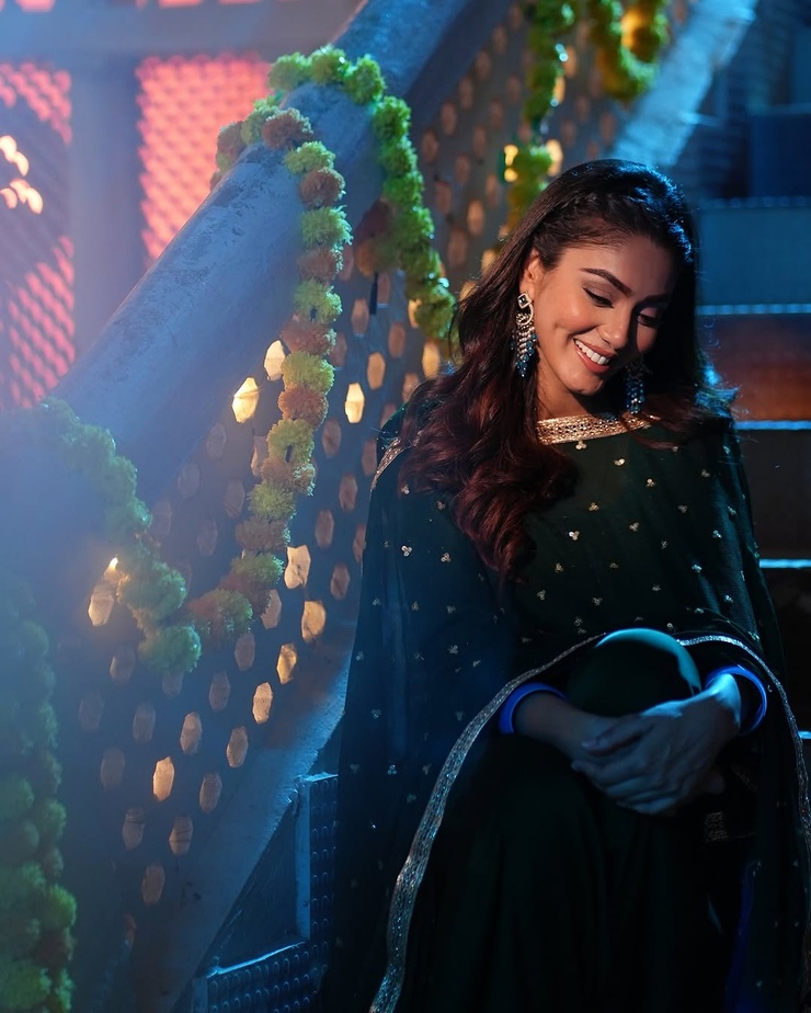 Picture of Sana Makbul