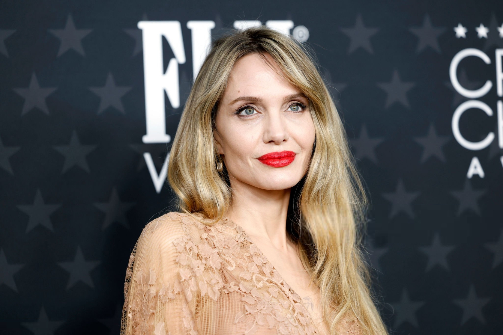 Angelina Jolie picture