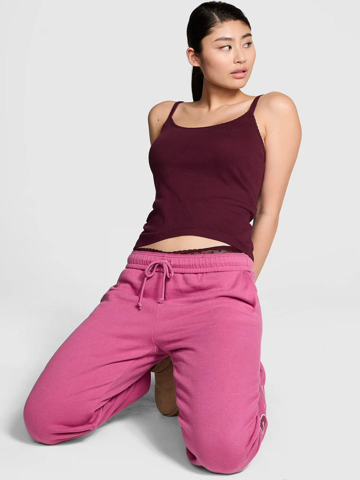 Image of Gloria Tang (Model)