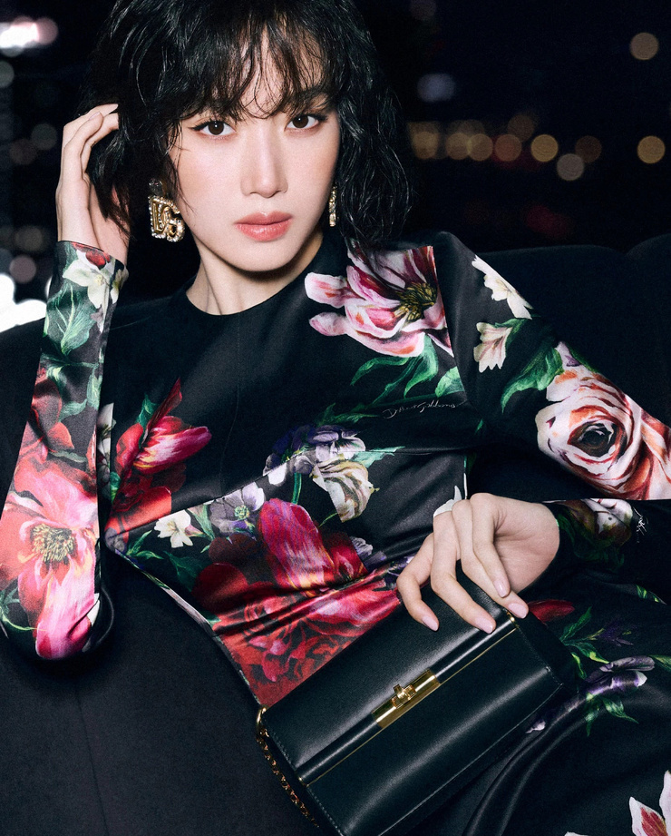 Picture of Ga-young Moon