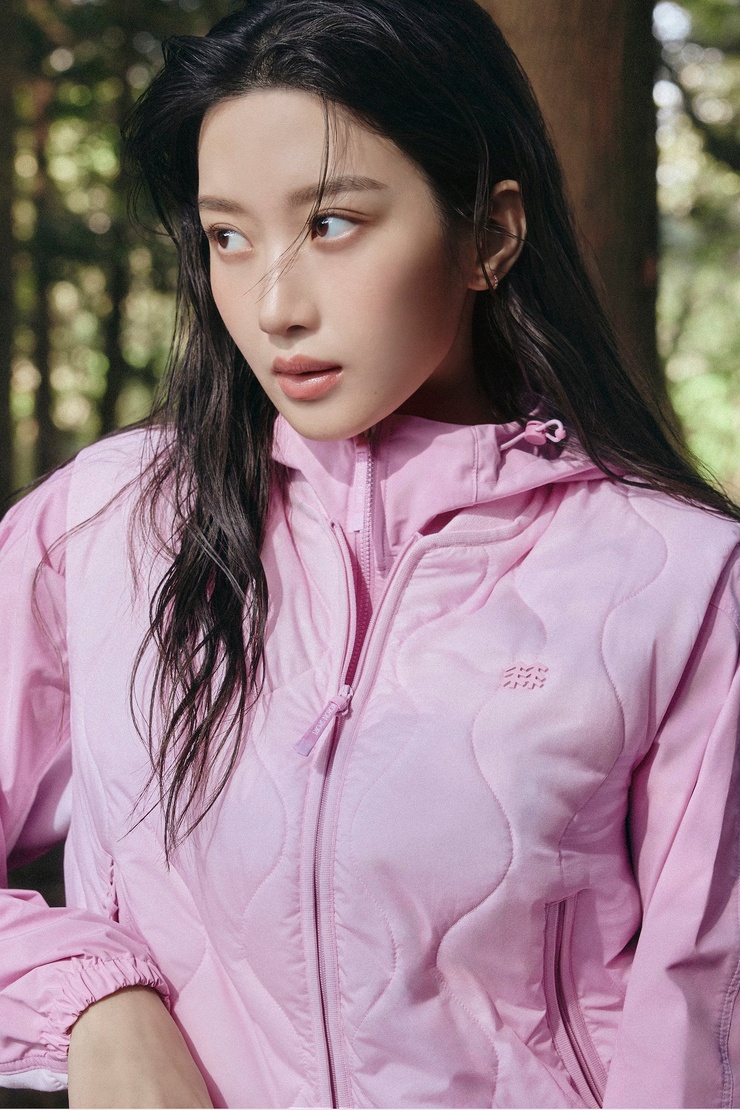 Ga-young Moon picture