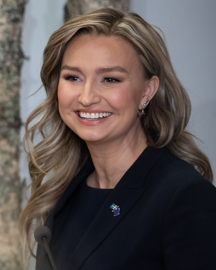 Ebba Busch Thor picture