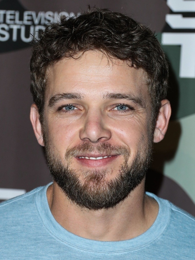 Picture of Max Thieriot