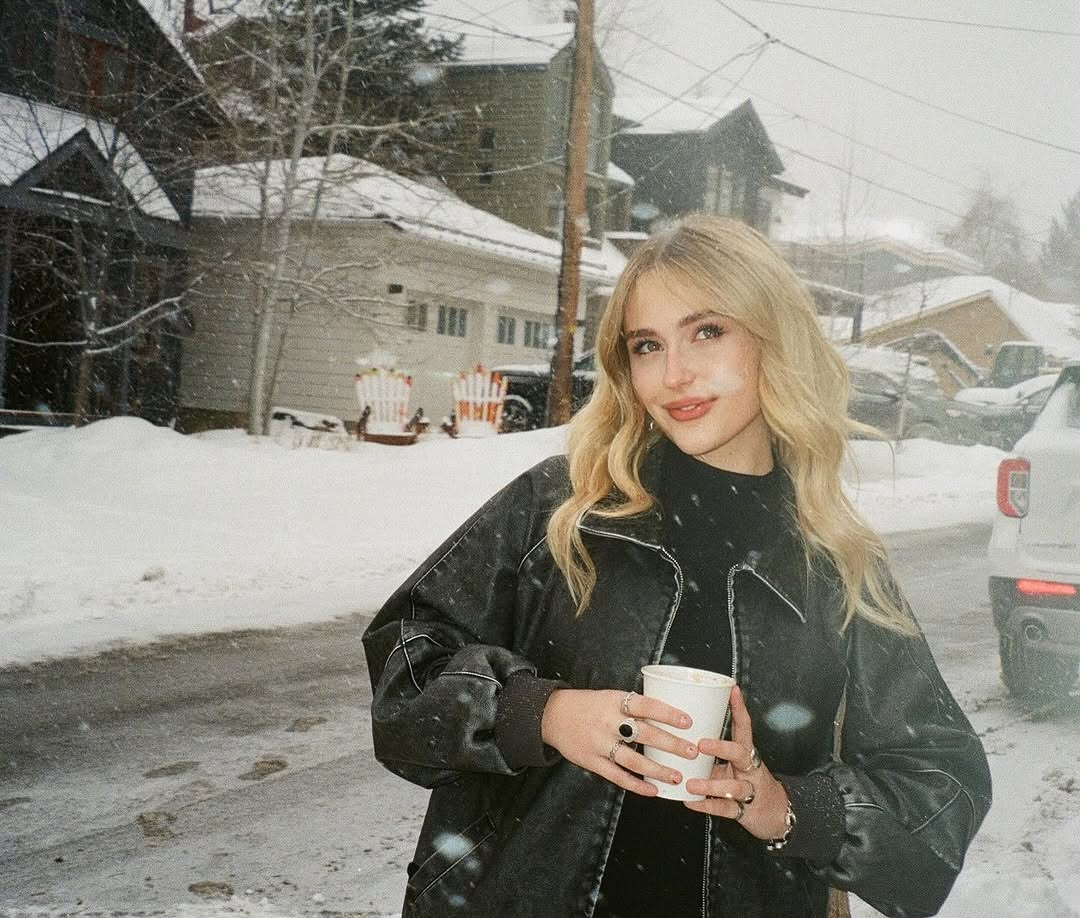 Image of Alyvia Alyn Lind