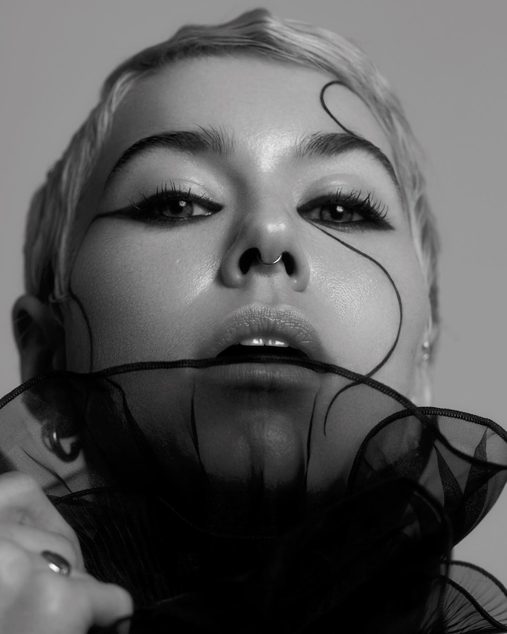 Picture of zoe hoad