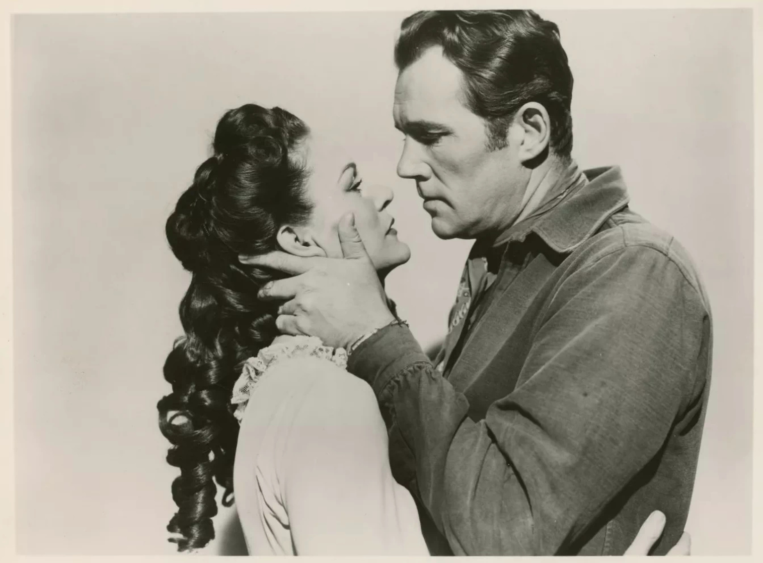 Gloria McGehee, Howard Duff