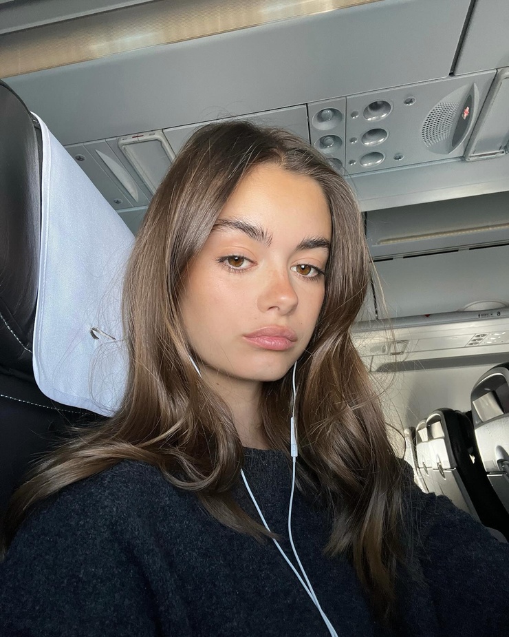 Picture of Cate Collins