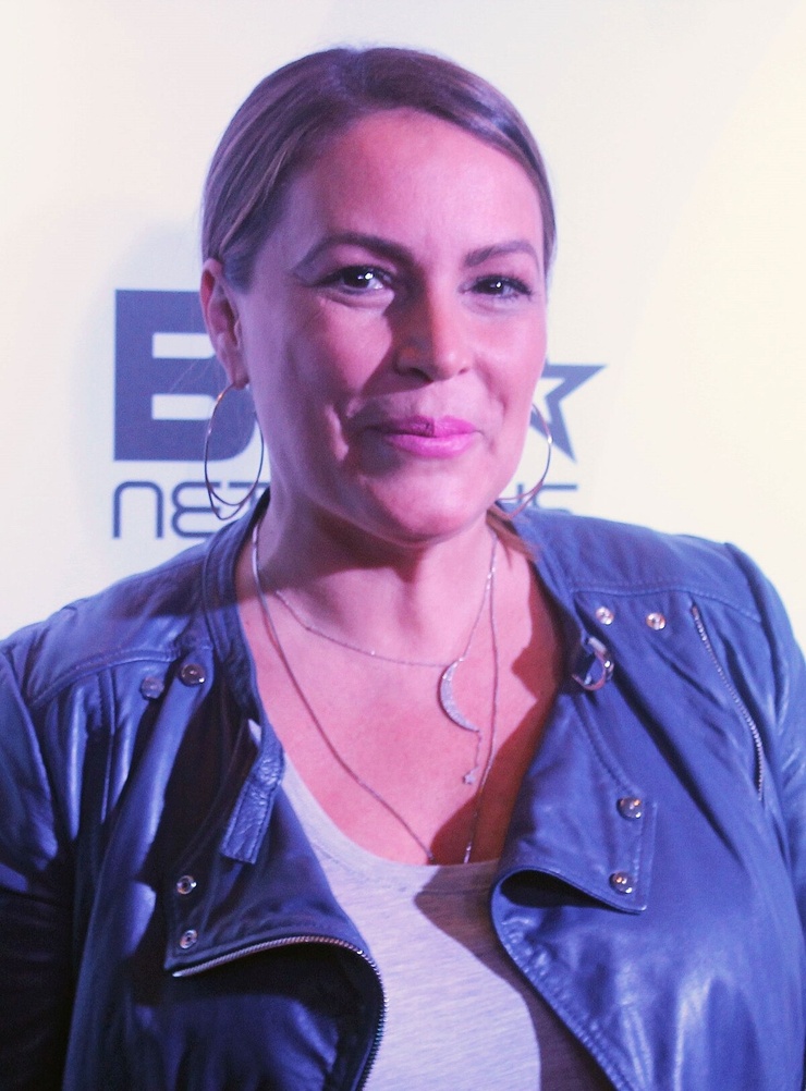 Image of Angie Martinez