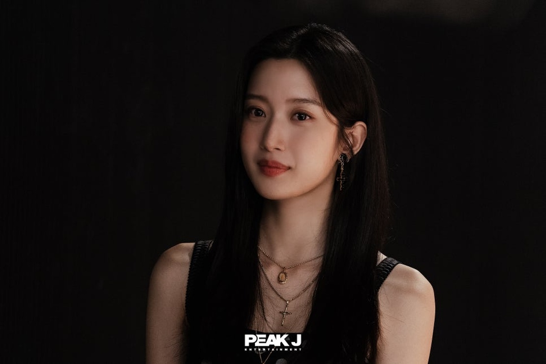 Picture of Ga-young Moon