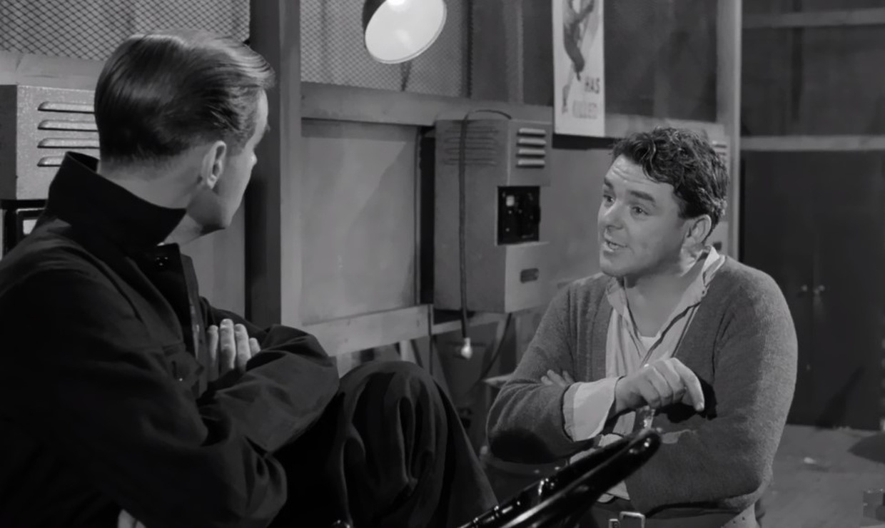 Ian Carmichael and Victor Maddern