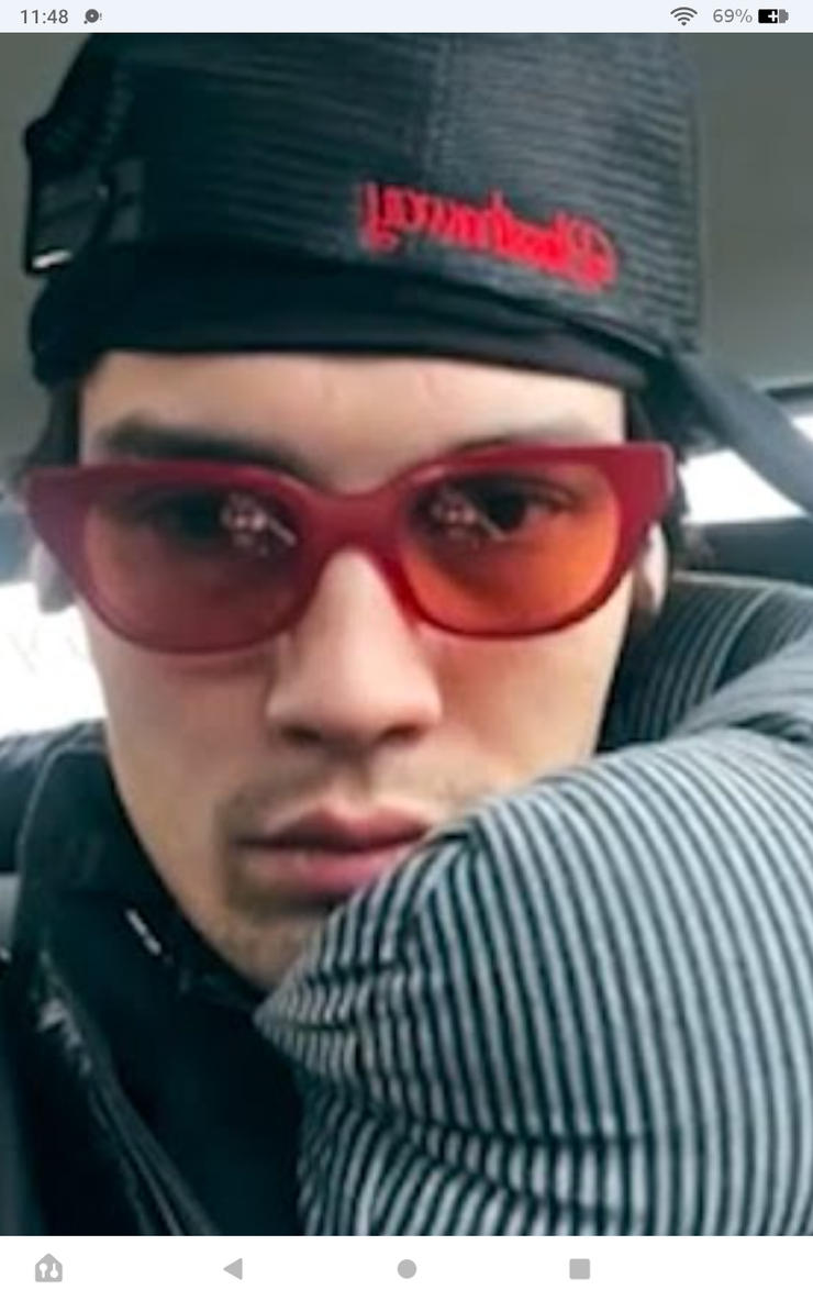 Listal - List the stuff you love! Movies, TV, music, games and books