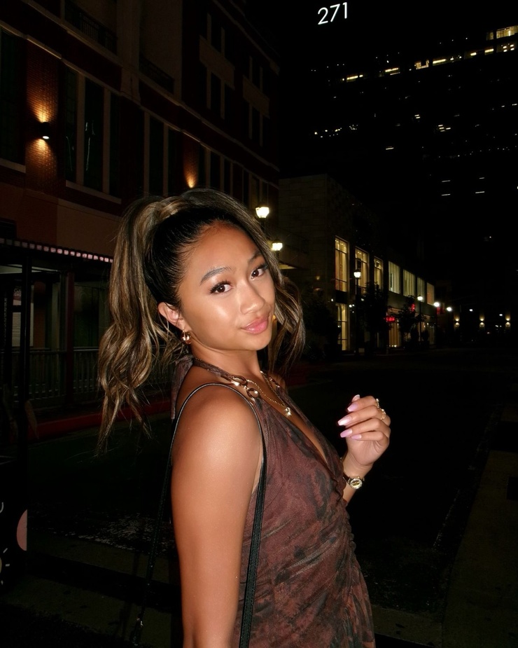 Picture of Chloe Adona