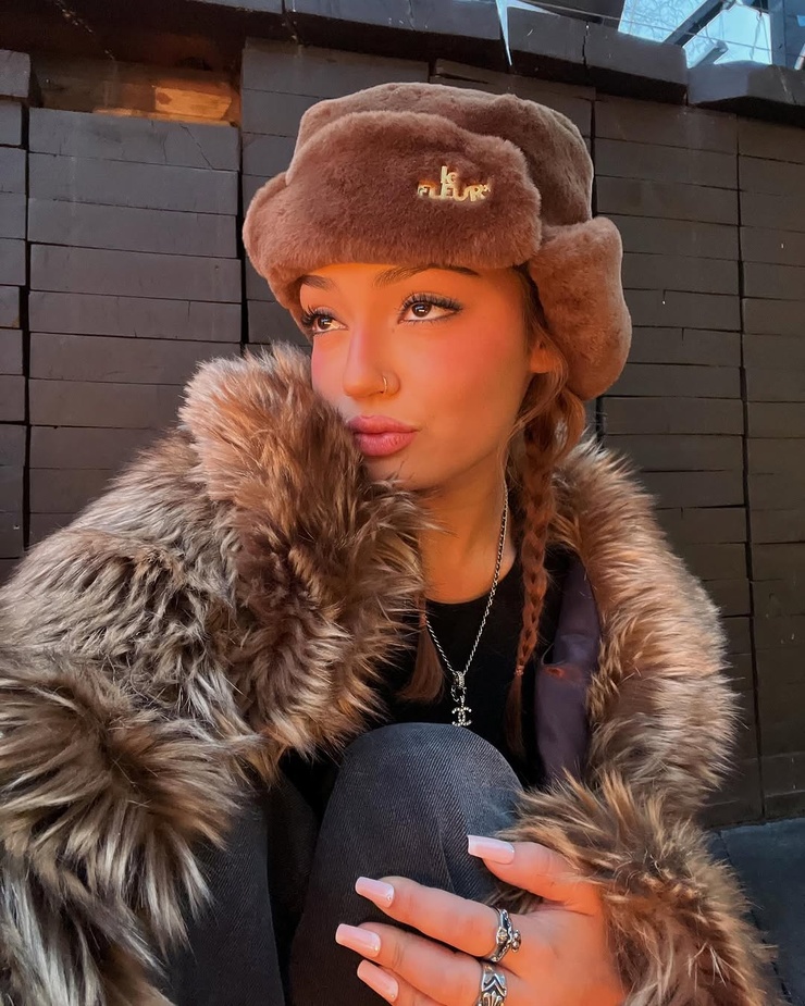 Avani Gregg picture