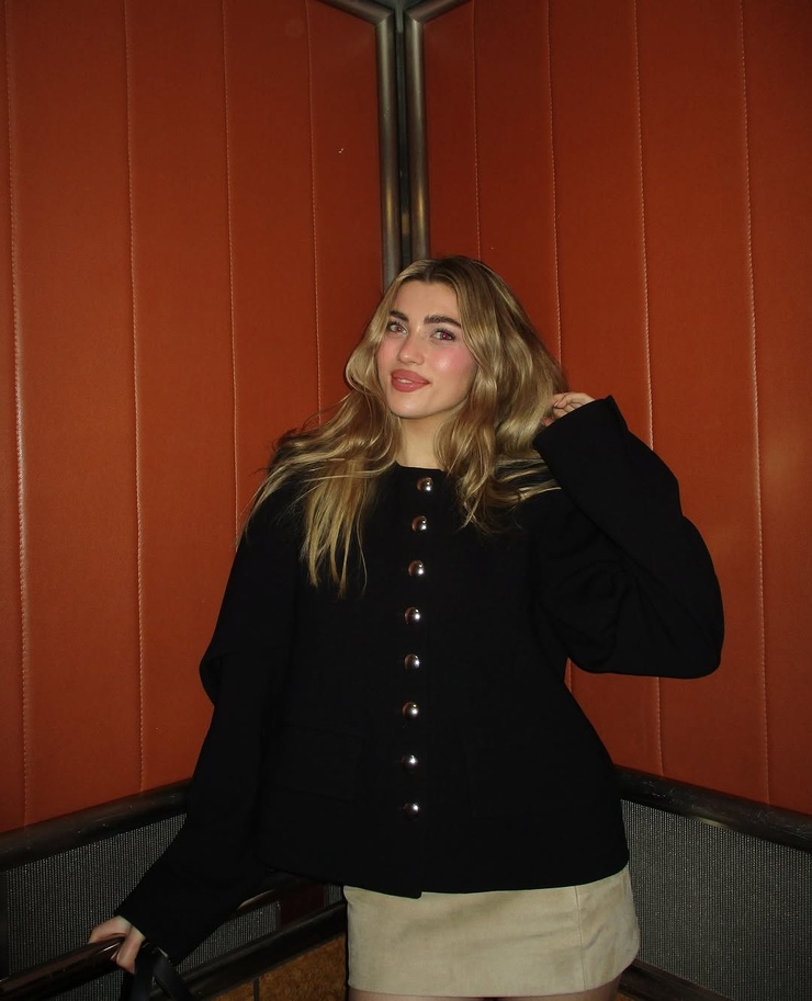 Picture of Amelie Zilber