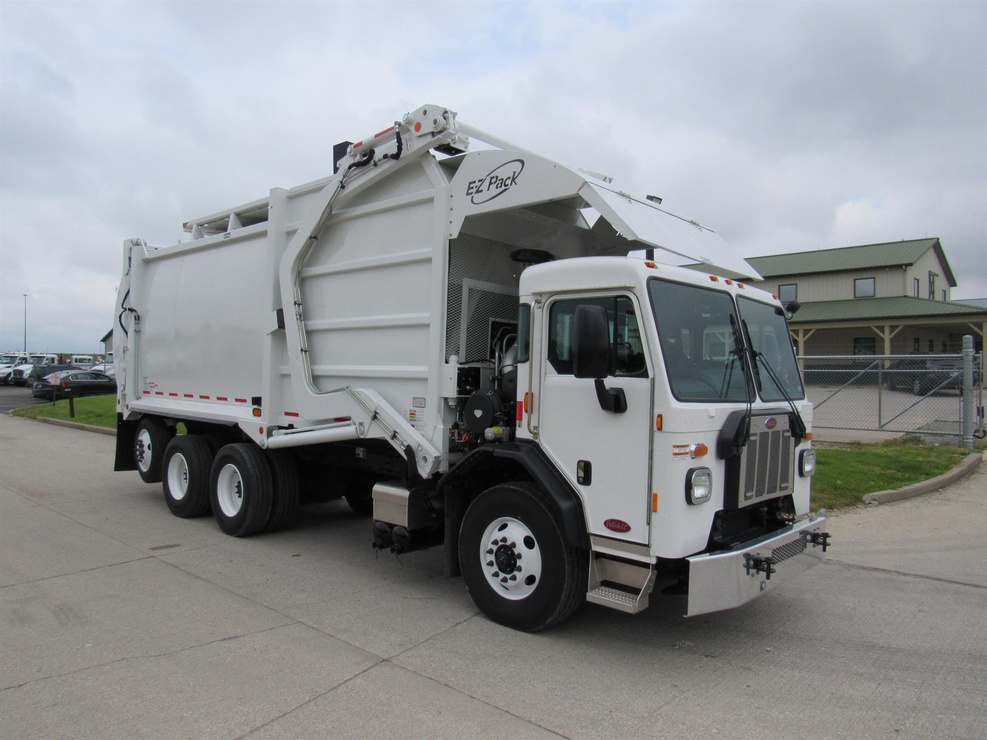 2024 Peterbilt Model 520