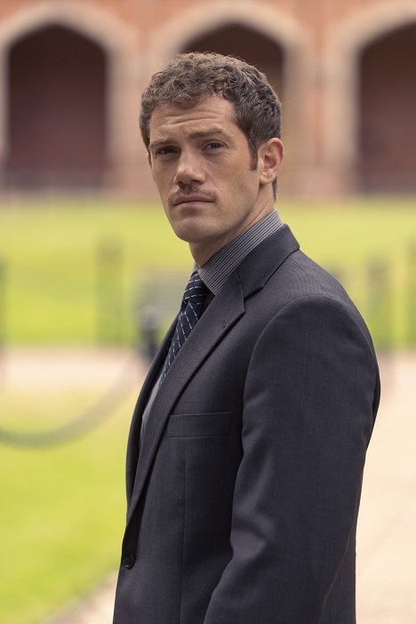 Alistair Brammer picture