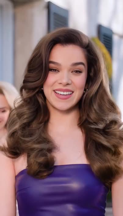Image of Hailee Steinfeld