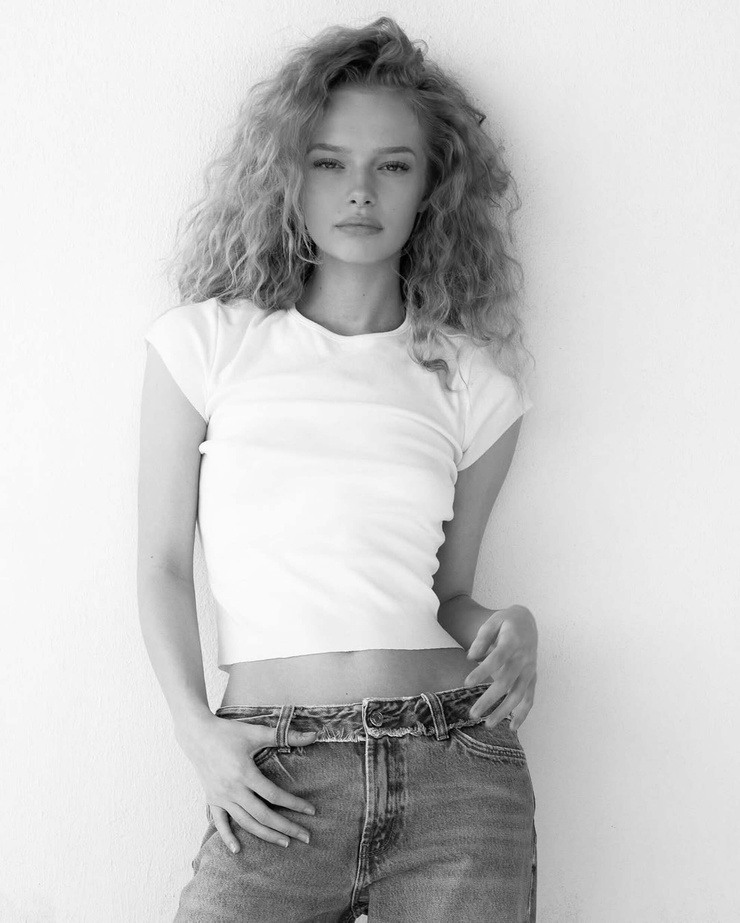 Amiah Miller picture