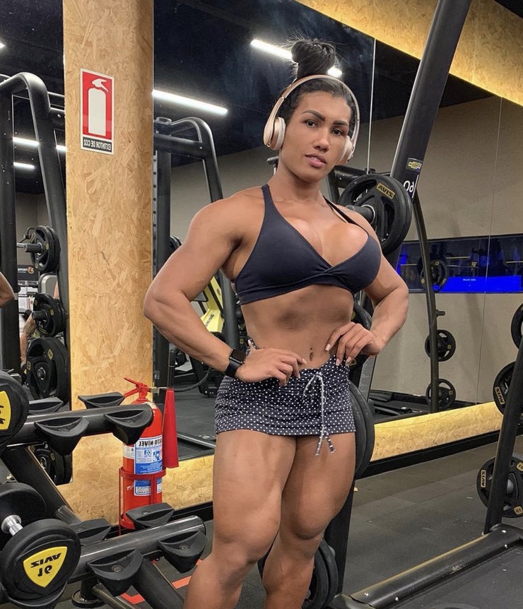 Picture of Alessandra Alves