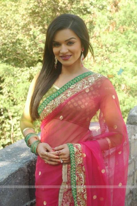 Picture of Aashka Goradia