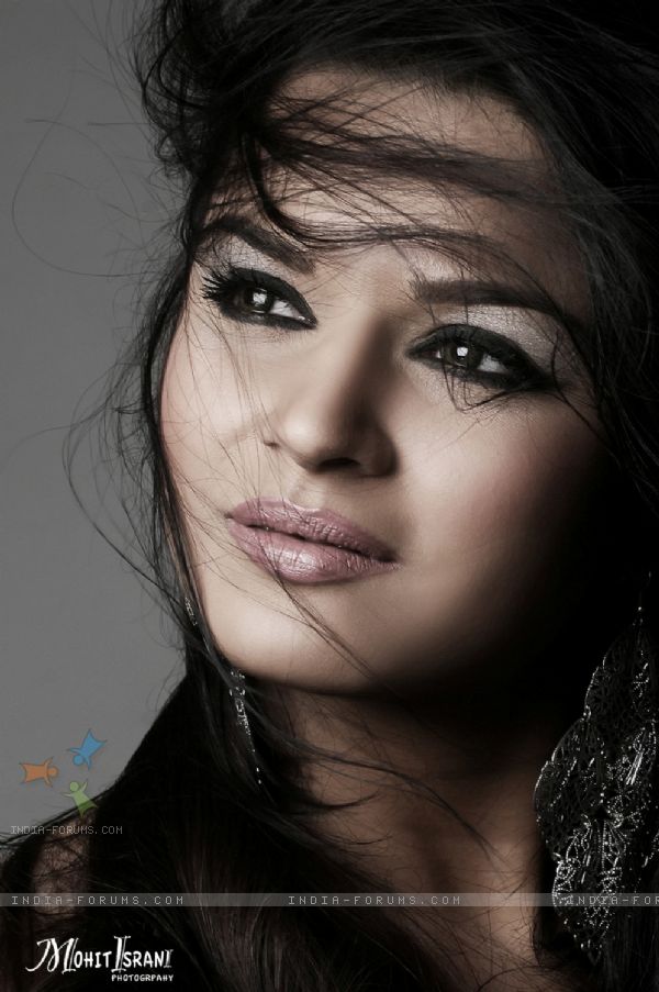 Picture of Aashka Goradia