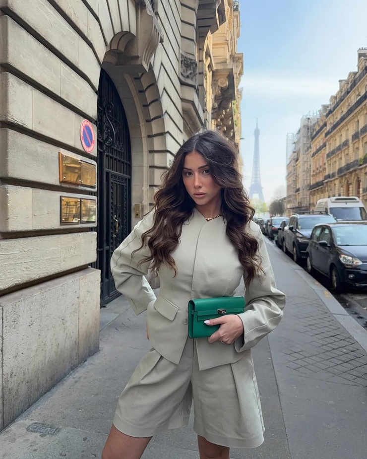 Picture of Isabeau Delatour