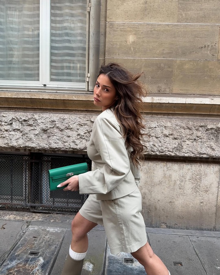 Image of Isabeau Delatour