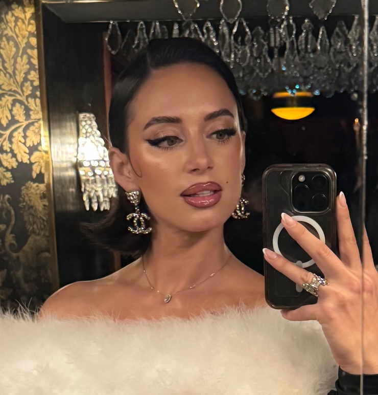 Picture of Yesjulz