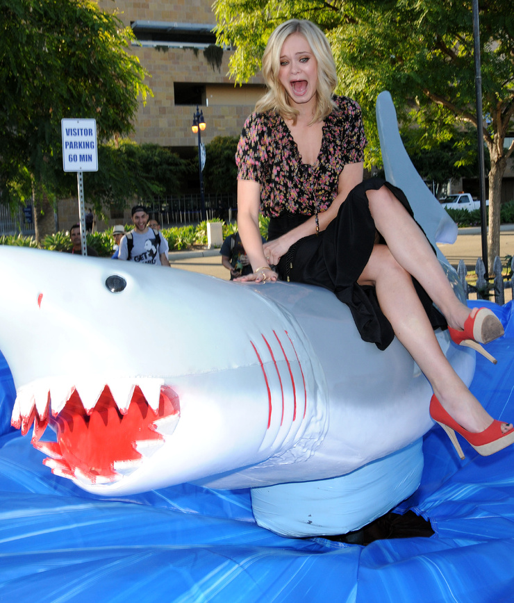 Image of Sara Paxton