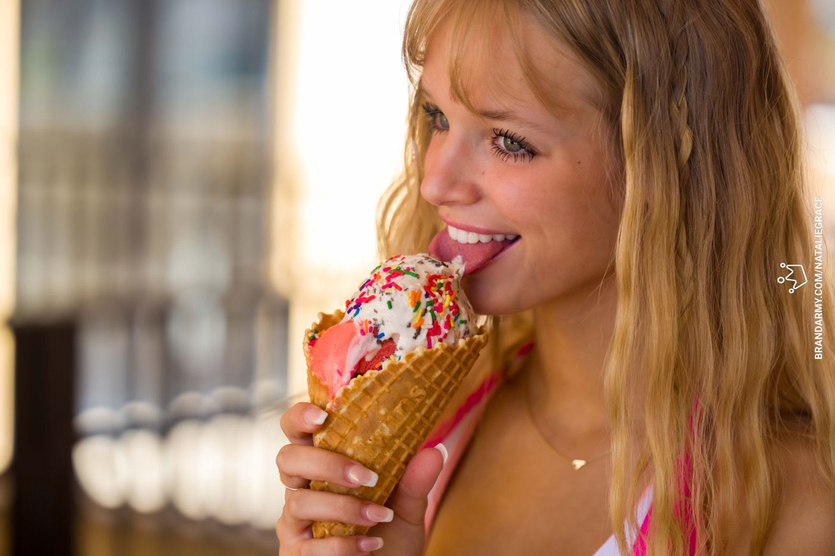 Natalie Grace picture