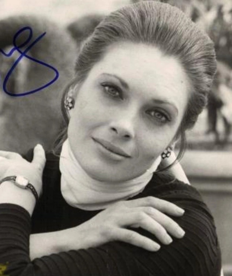 Image of Hildegard Neil