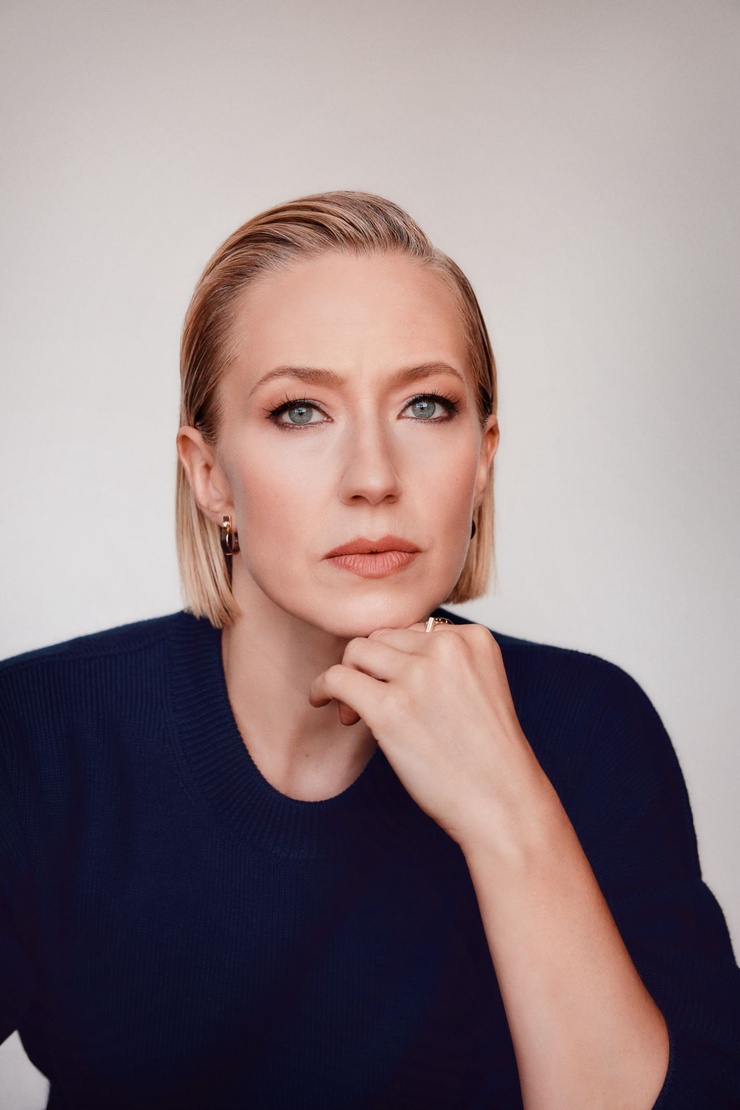 Picture of Carrie Coon