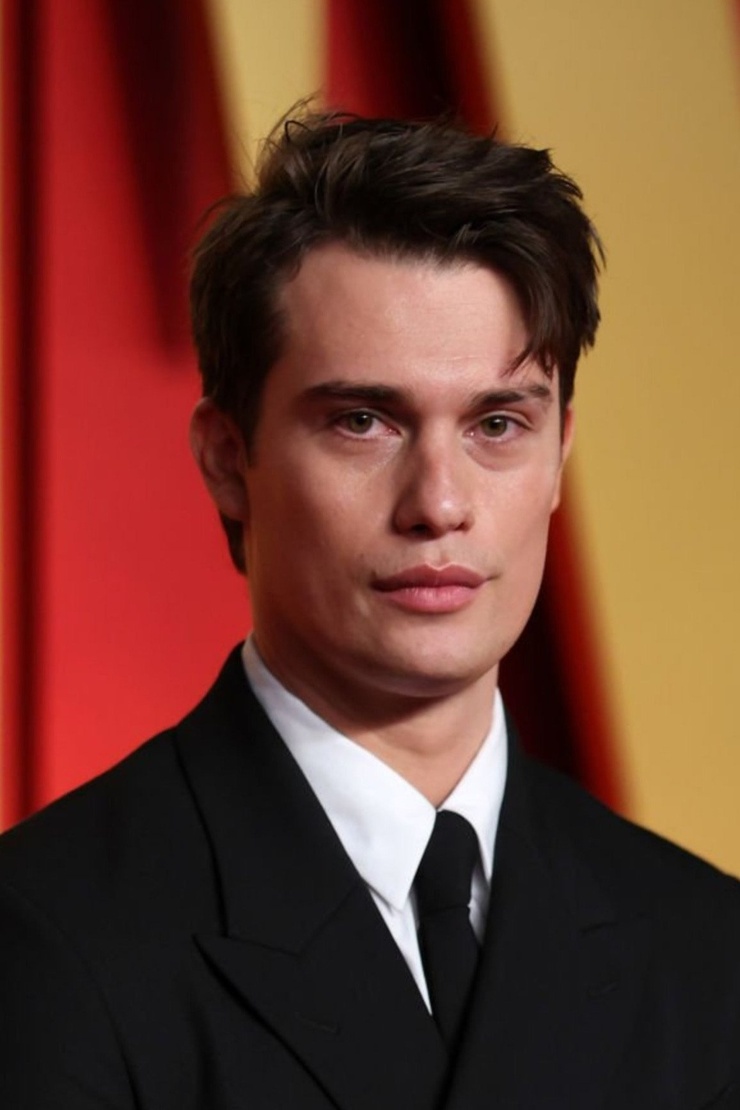 Picture of Nicholas Galitzine