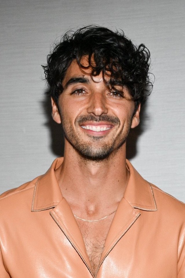 Picture of Taylor Zakhar