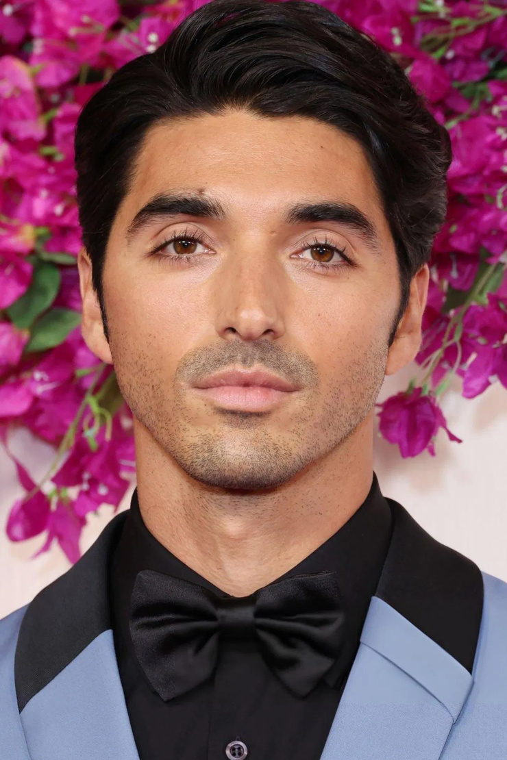 Image of Taylor Zakhar