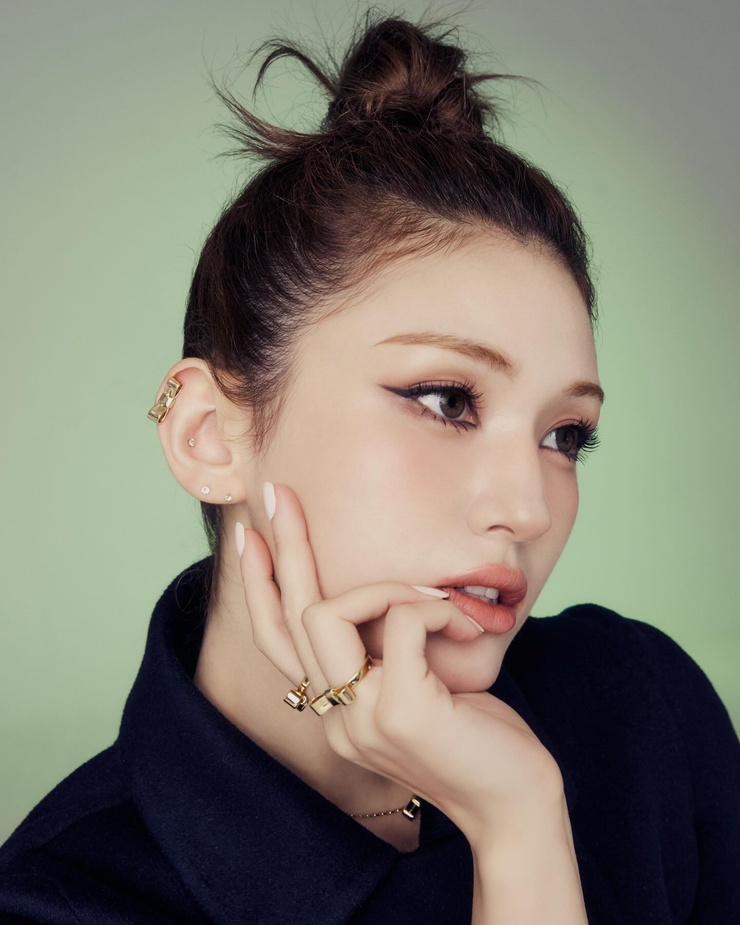 So-mi Jeon image