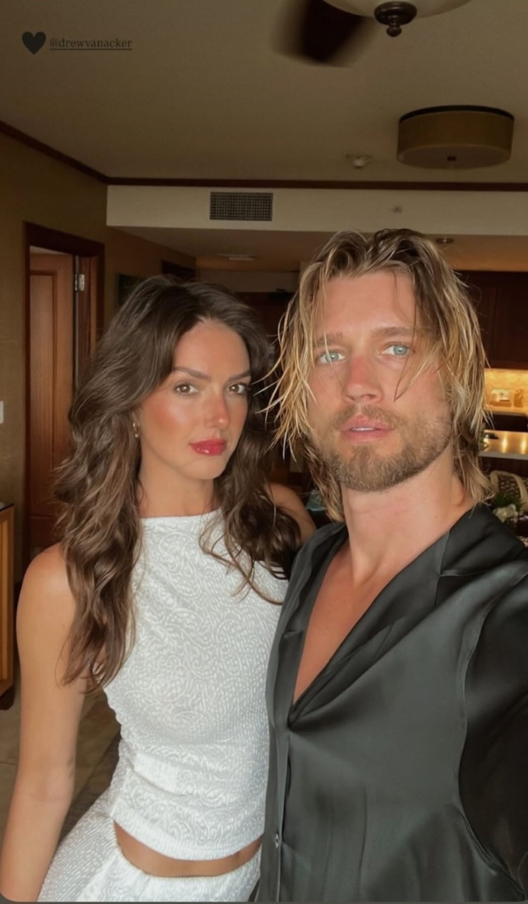 Image of Drew Van Acker