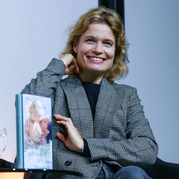 Sarah Biasini picture