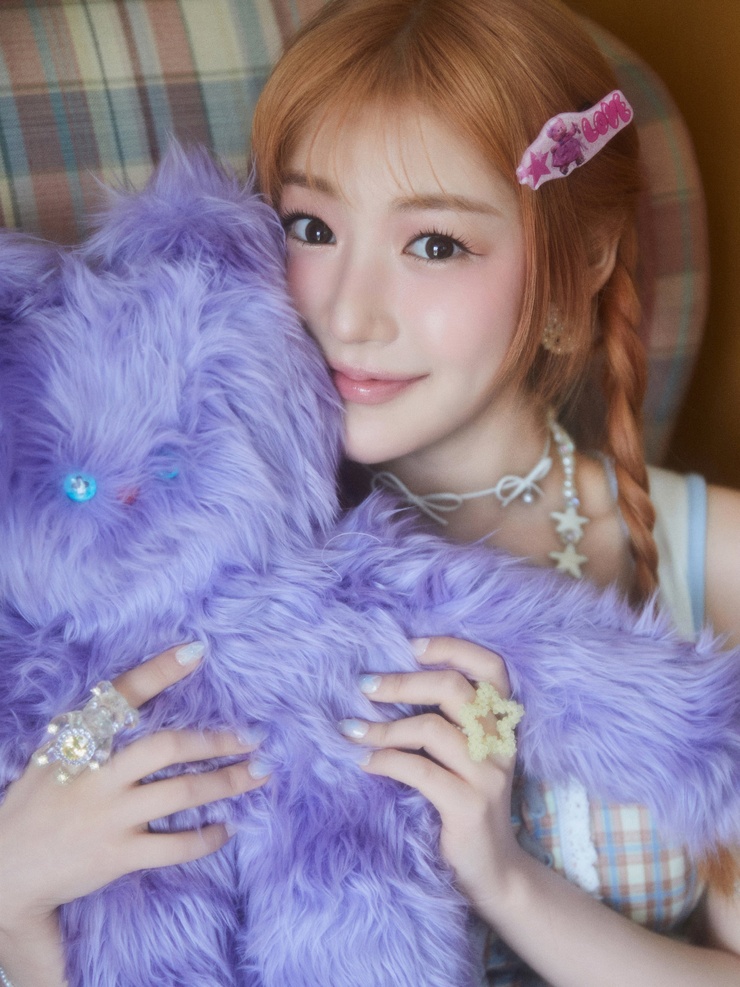 Picture of FIFTY FIFTY