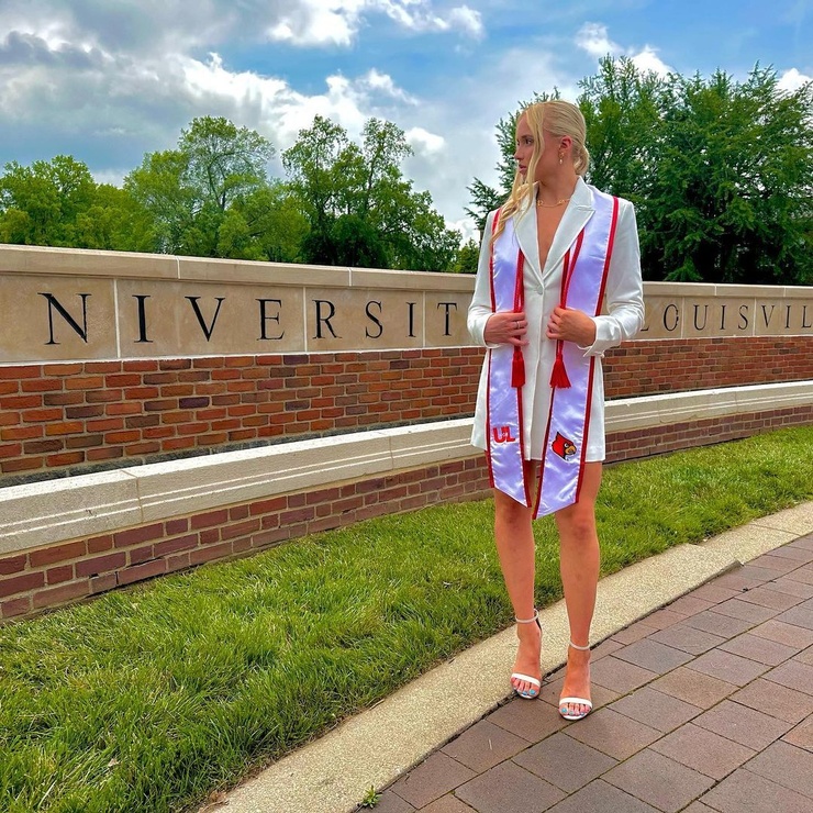 Picture of Hailey Van Lith