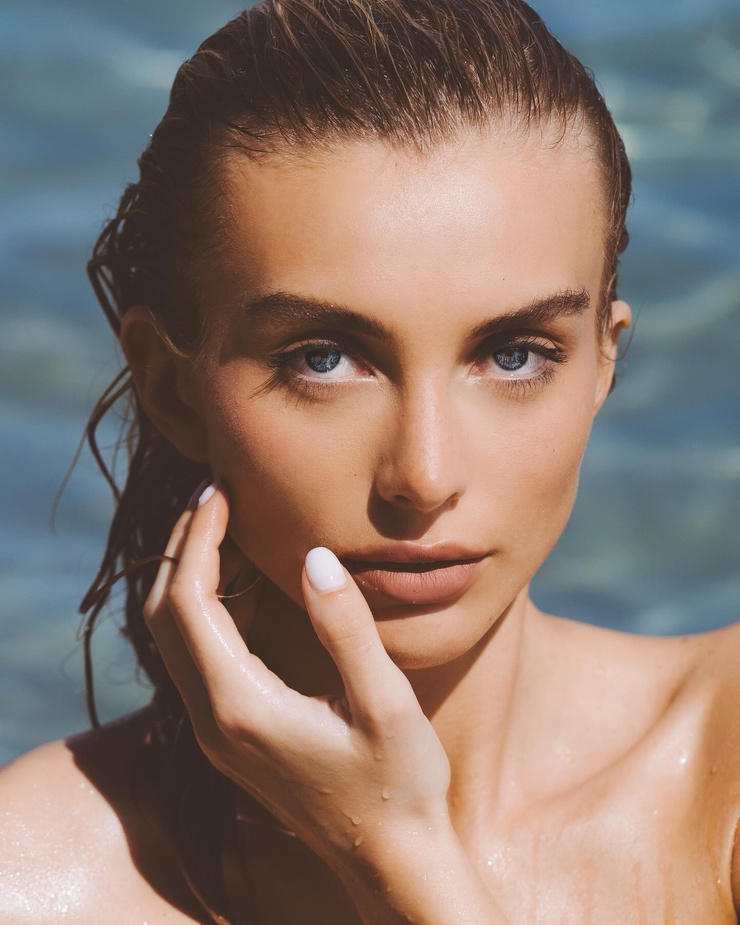 Picture of Elizabeth Grace Lindley