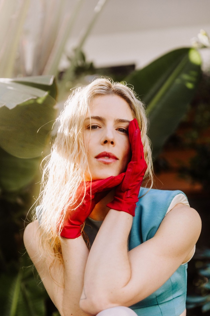 Picture of Emily Bett Rickards