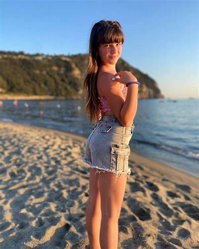 Picture of Cloe Carpino