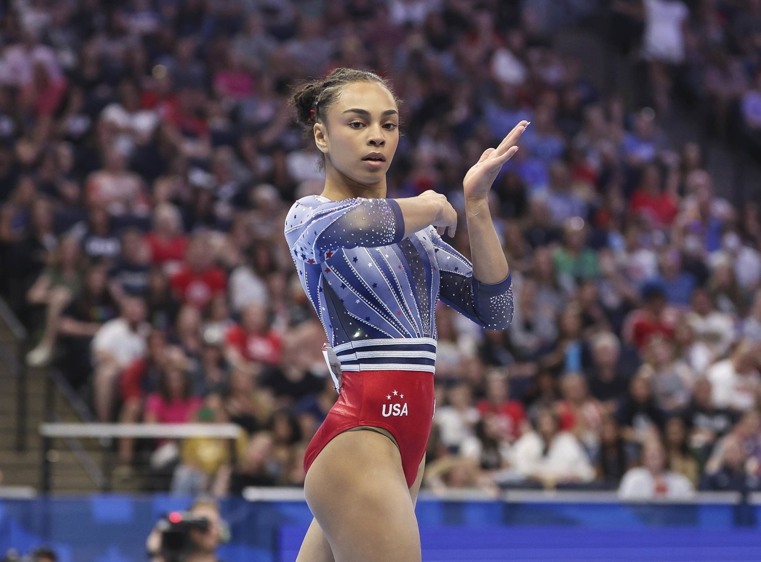 Hezly Rivera picture